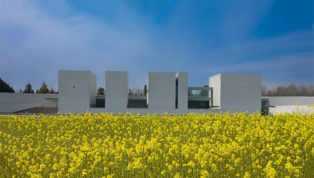Shoji Ueda Museum of Photography - SAN'IN -Tottori and Shimane